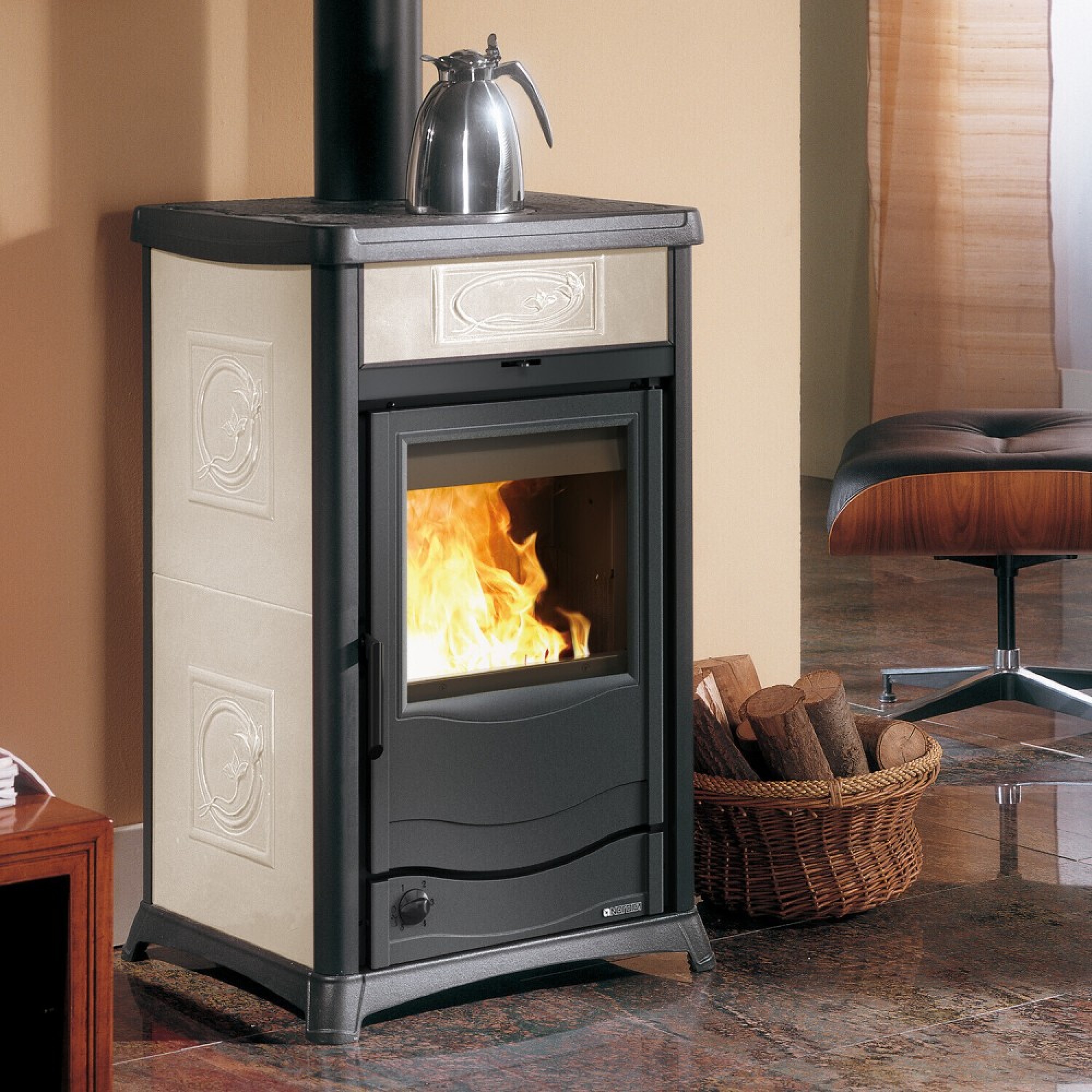 Italian wood burning stove with back boiler La Nordica Termorossella ...
