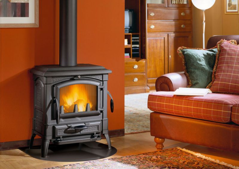 ᐉ Italian cast iron wood burning stove La Nordica Isetta con cerchi EVO ...
